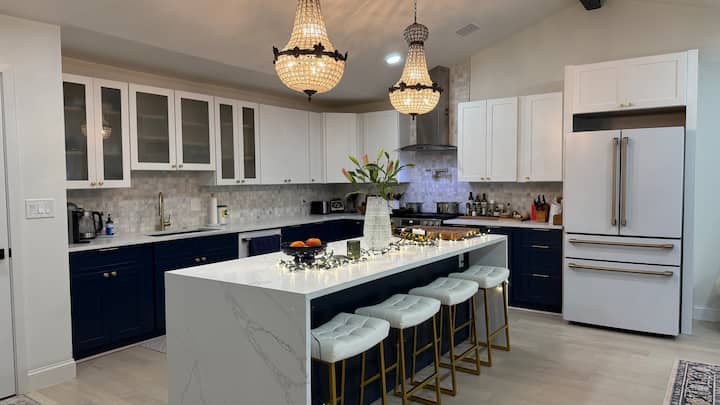 Grapevine Oasis With A Pool! - Grapevine, TX