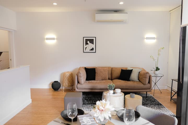 Boxhill Modern Luxury Loft - Box Hill