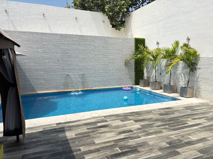 Residencial Céntrica: Comodidad Y Relajamiento - Monterrey