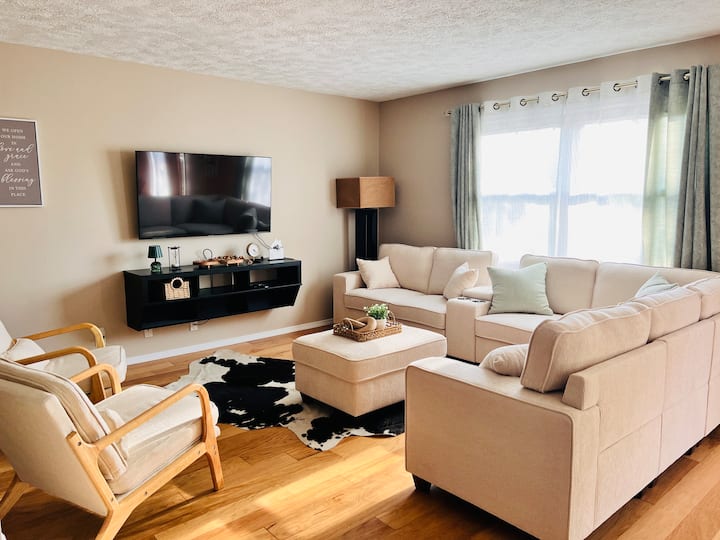 Summerridge Oasis 4 Beds+1 Sleep Sofa Near Airport - Bloomington