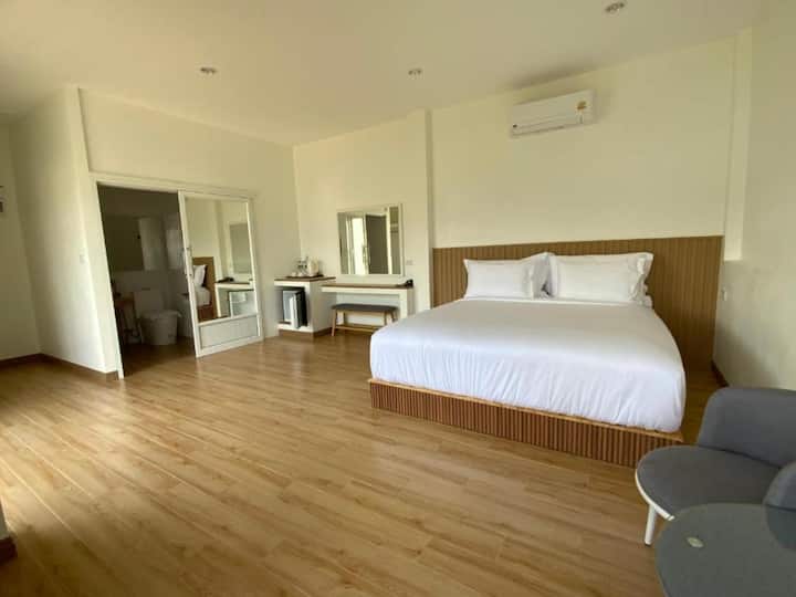 Comfy Deluxe King, Garden, 3km To Walking Street - Prachuap Khiri Khan