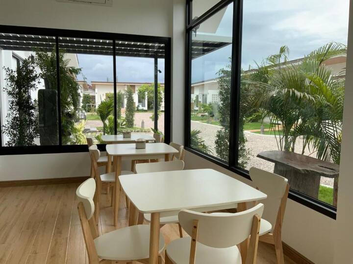 Cozy Deluxe Triple, Garden, 3km. To Walking Street - Prachuap Khiri Khan