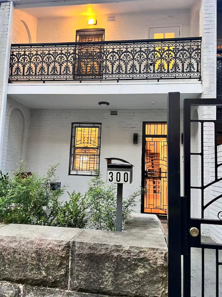 Pyrmont Stylish Comfy Home 3b3bath 1 Park For You - North Sydney
