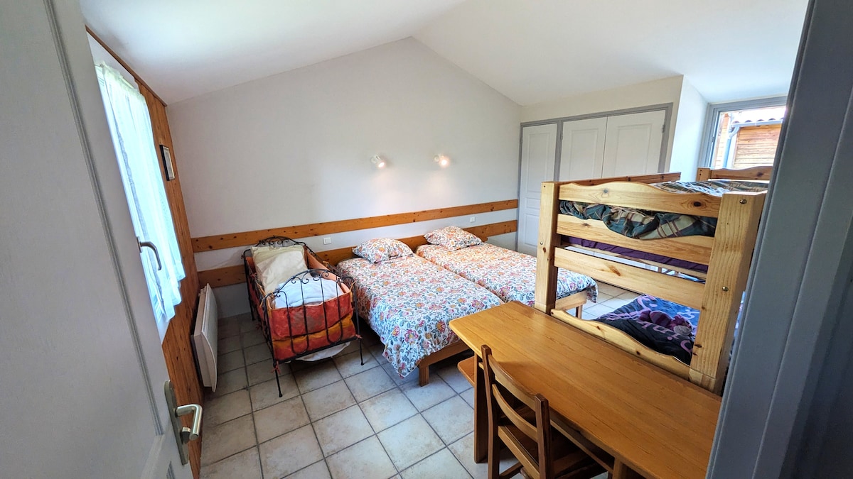 Suite privée Franz Gorges de l'Arzon Près du Puy - Bed and Breakfasts à ...