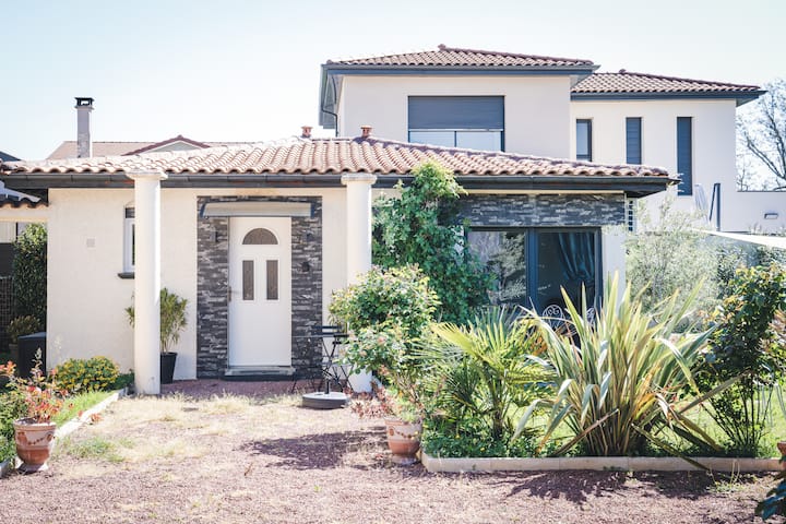 Maison Annexe/1 Chambre/climatisation/jardin Privé - Beynost