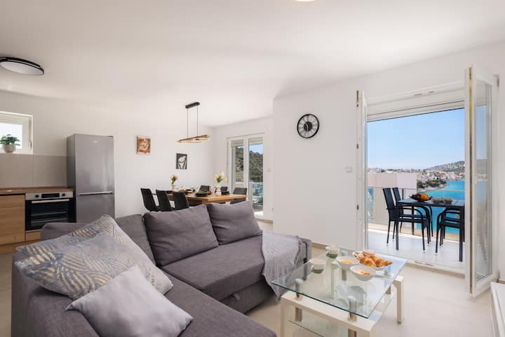 Apartman S 3 Spavaće Sobe I Villa Estera - Chorvatsko