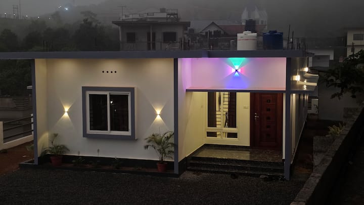Zerene Homestay | Private 3br Cottage - Vagamon