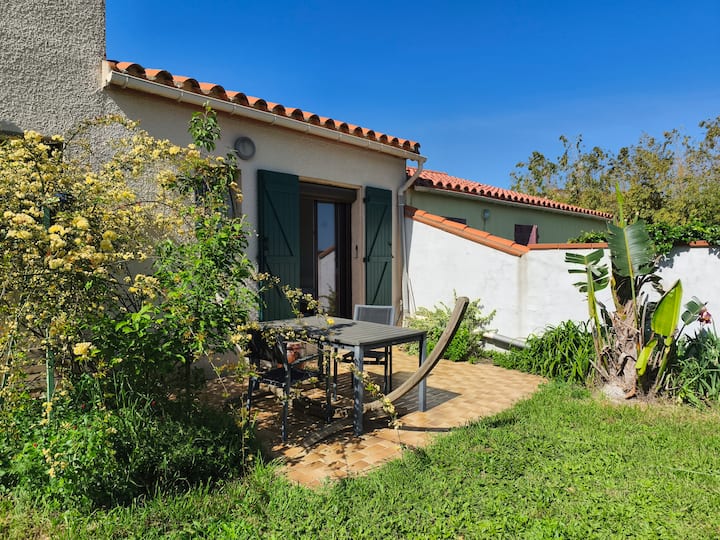 Chambre Au Mois Pour Saisonnier Ou Séjour Long - Perpignan