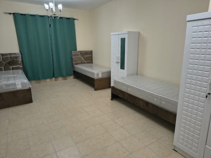 Shared Beds For Daily Use (Females Only) - Sharjah
