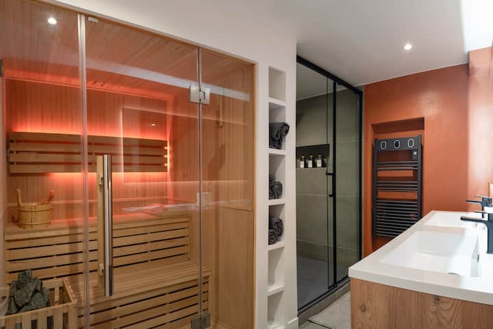 Sauna Privatif - Spacieux 2 Pièces Design à Chatou - Chatou
