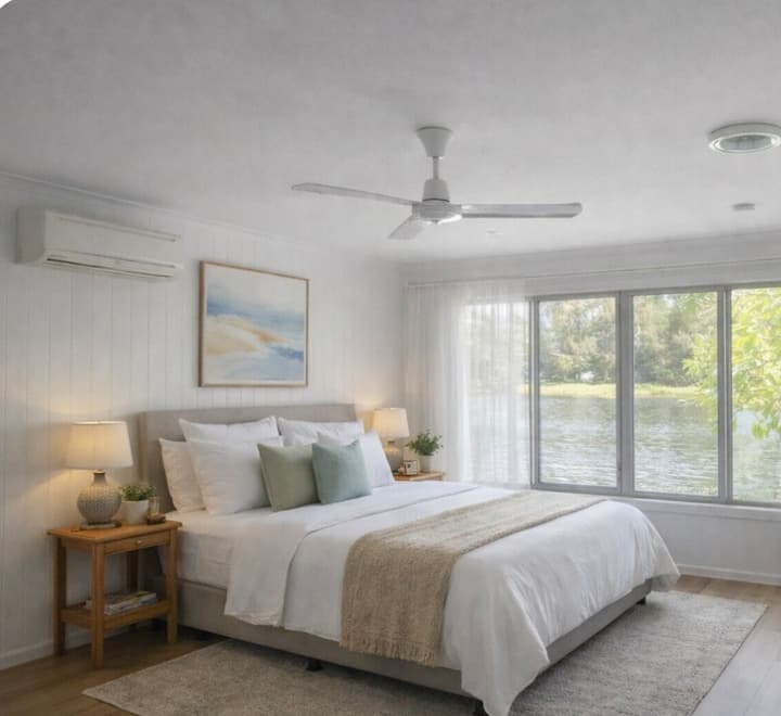 Turtles Nook Retreat - King Bed - Lake Views - Hervey Bay