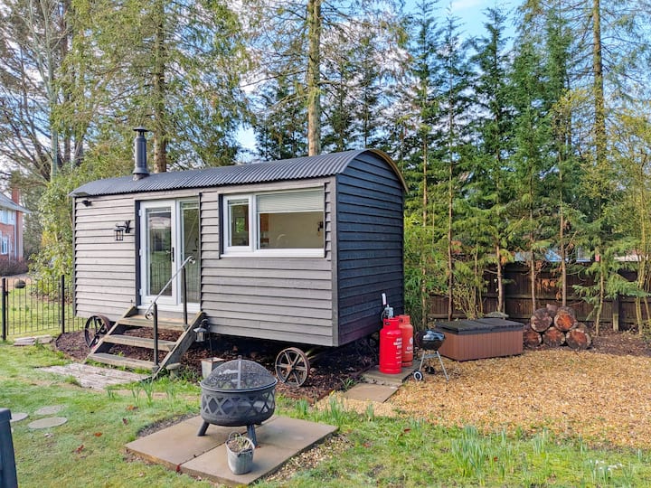 Forest Shepherd Hut - Ringwood - New Forest - Ringwood