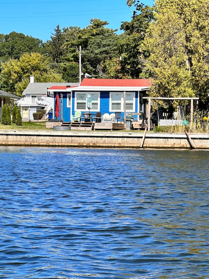 Little Blue Cabin - Pentwater, MI