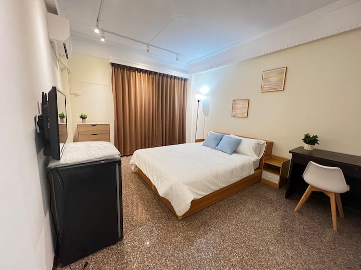 #301 Bright Room With A Private Bathroom / R10 Mrt - Taiwan