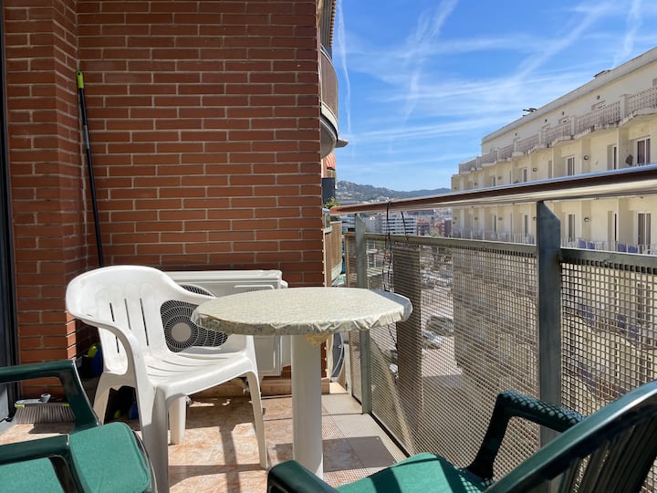Best Location: Beach, Bars & Old Town - Lloret de Mar