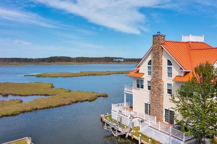 5 Bedroom Water Front Home In Swann Keys - Delaware
