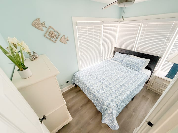 Coastal Cottage - Sleeps 10 - Heart Of Somerspoint - Ocean City, NJ