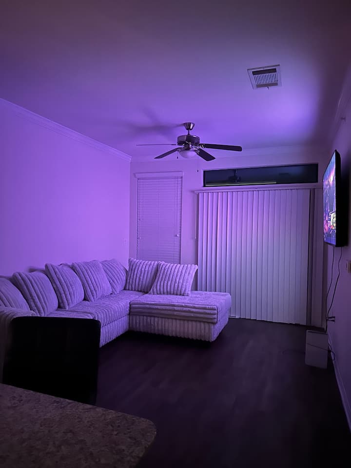 Clean & Comfortable Houston Stay - Houston