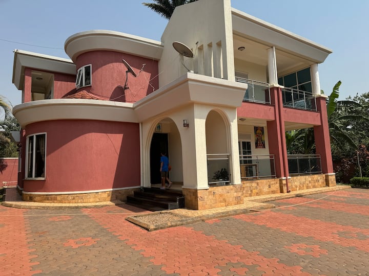 Bunga, Lets Make Your Dream Come True - Kampala