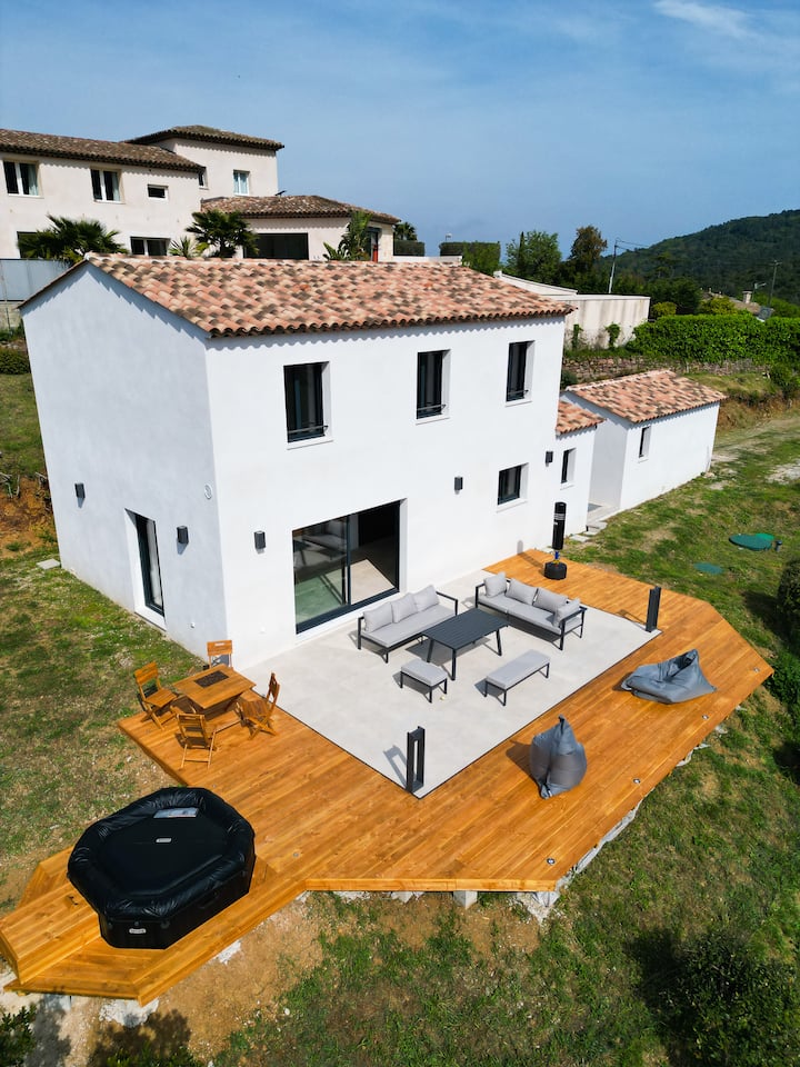Villa Weiss Altaïa ÉVasion Jacuzzi Privatif - Fréjus