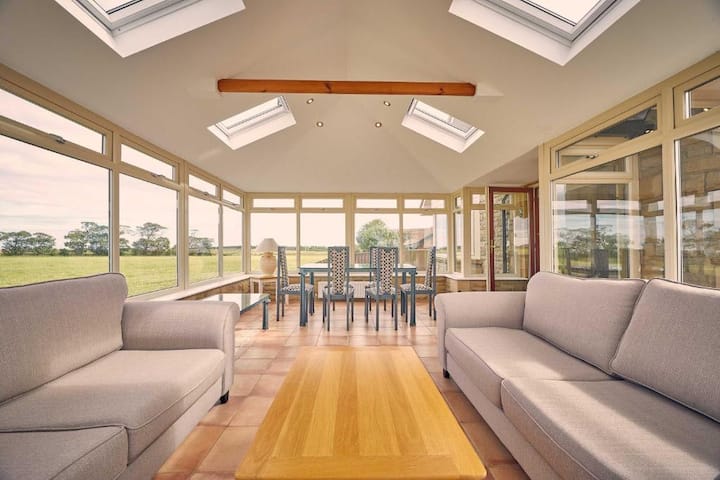 Host & Stay - Cheviot View - Bamburgh