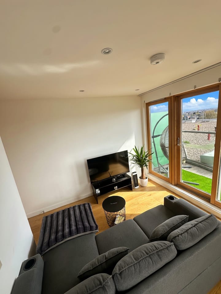 Modern Apt - Links To Gatwick & Central London - Croydon, UK