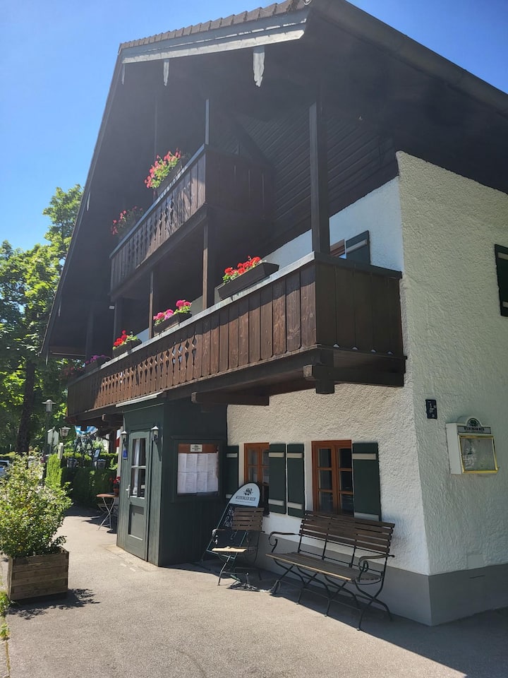Double Room With Separate Living Area - Bad Reichenhall