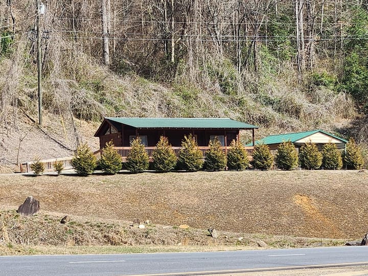 Cozy Cabin – 10 Min To Casino & Smoky Mountains - Sylva, NC