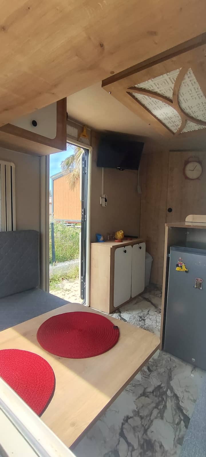 Sahile 1 Dakika Yürüme Mesafesi - 