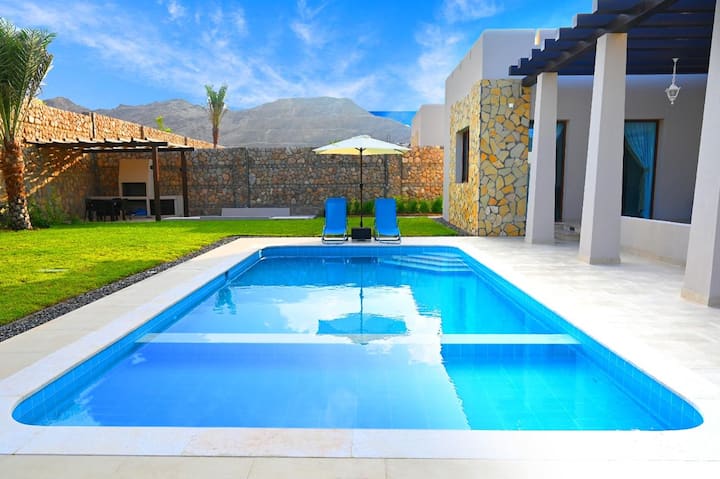 فيلا راقية في مزرعة في منتجع جبل 
سيفة  للإيجار - Muscat