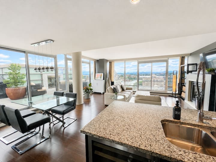 Waterfalls Hotel Oceanview Outdoor Retreat 2bd/2ba - Saanich
