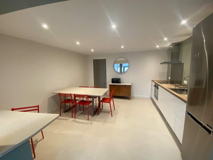 108 M2, Centre Ville, 3 Chambres, Terrasse, Clim - ibis budget Thonon Les Bains
