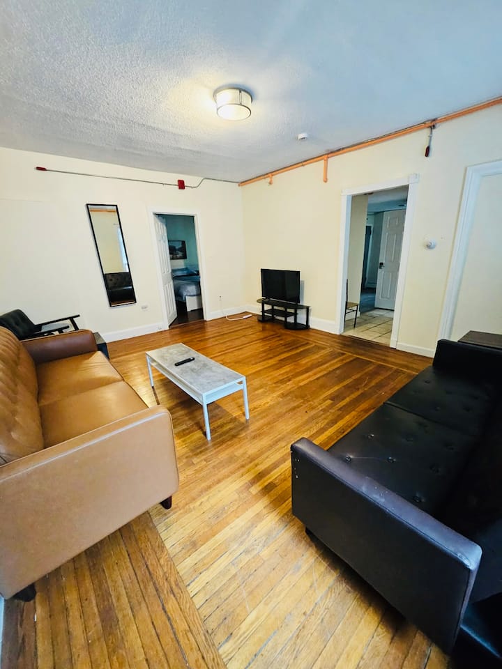 Cozy 2 Bed Near Whole Foods, Downtown, Miriam, Etc - Providence, RI