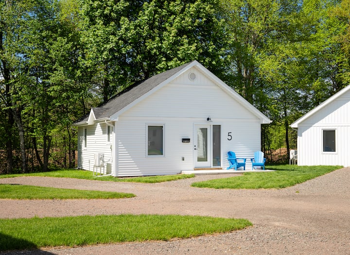 La Lighthouse | Your Shediac Escape - Shediac