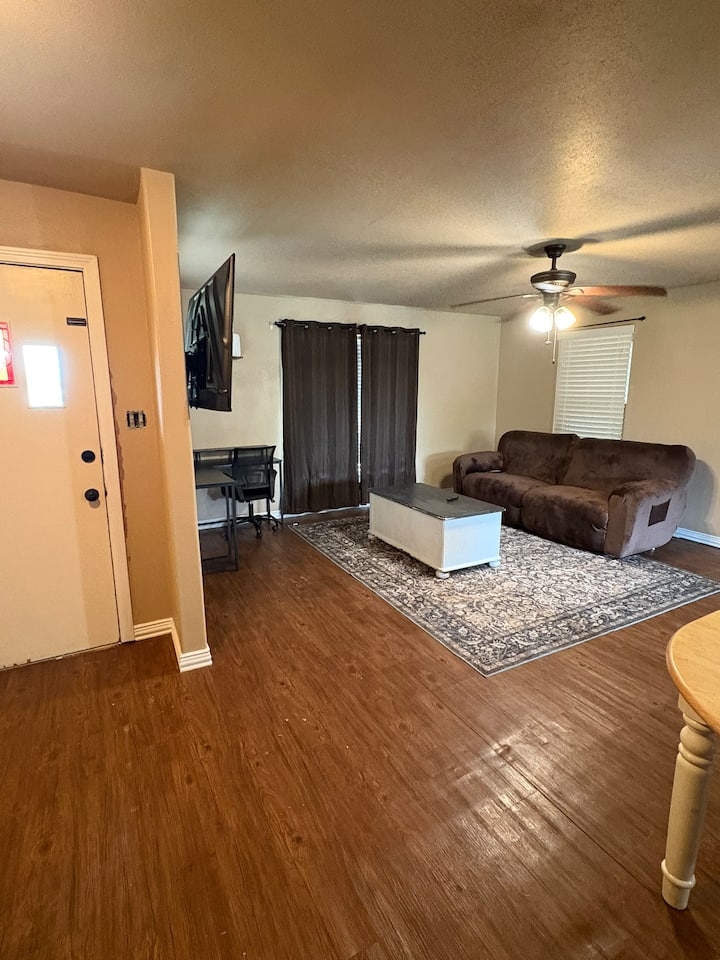 Antilley Og / Ample Parking / Large Backyard - Abilene, TX