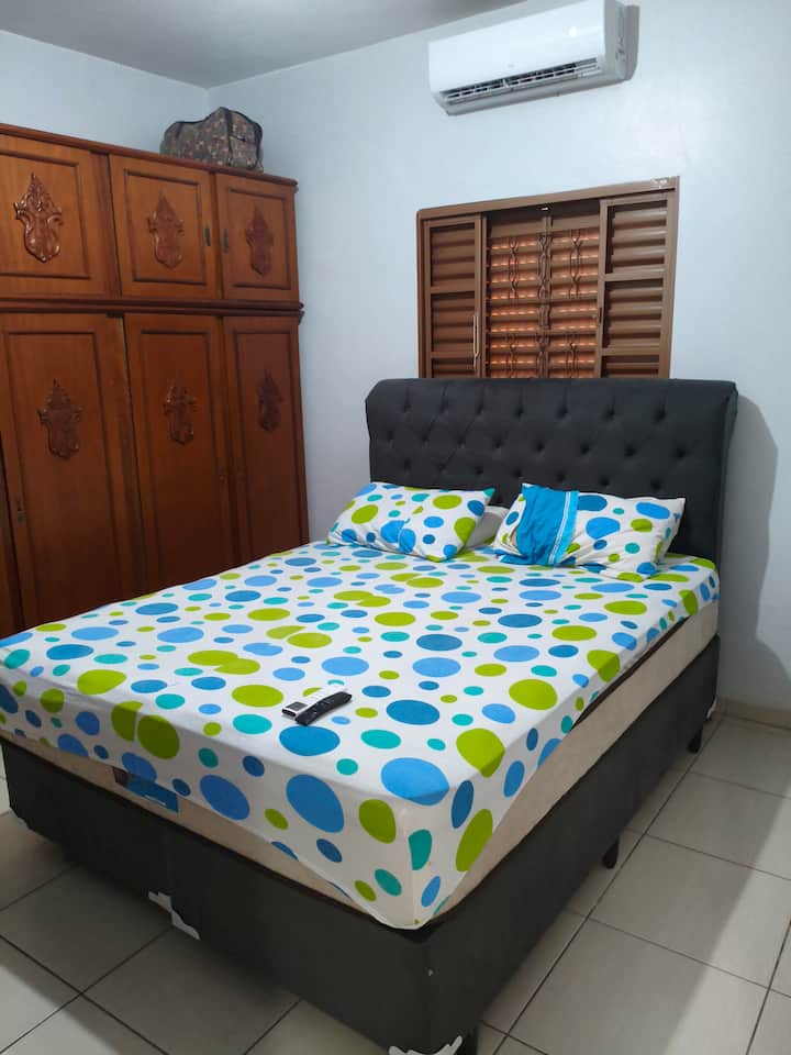 Quartos Suítes Com áRea De Lazer E Piscina - Trindade