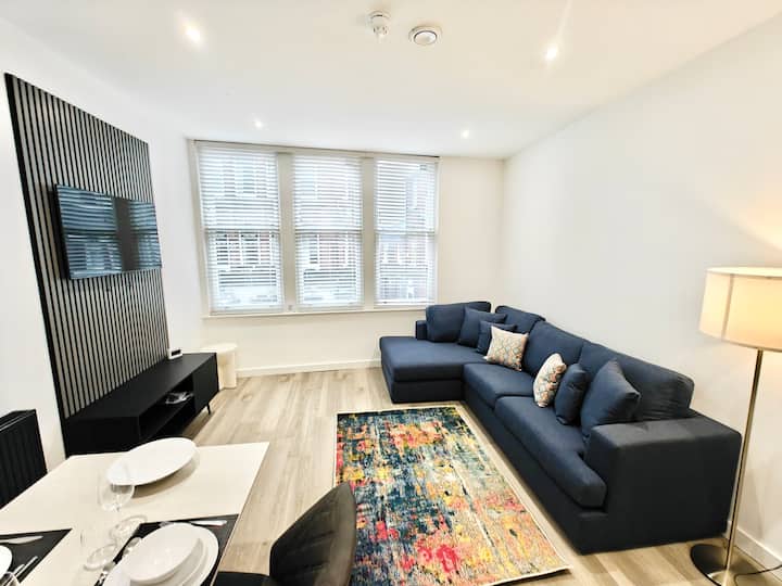 Modern Cosy 1br Stay | Tram | Bury Market - Rochdale