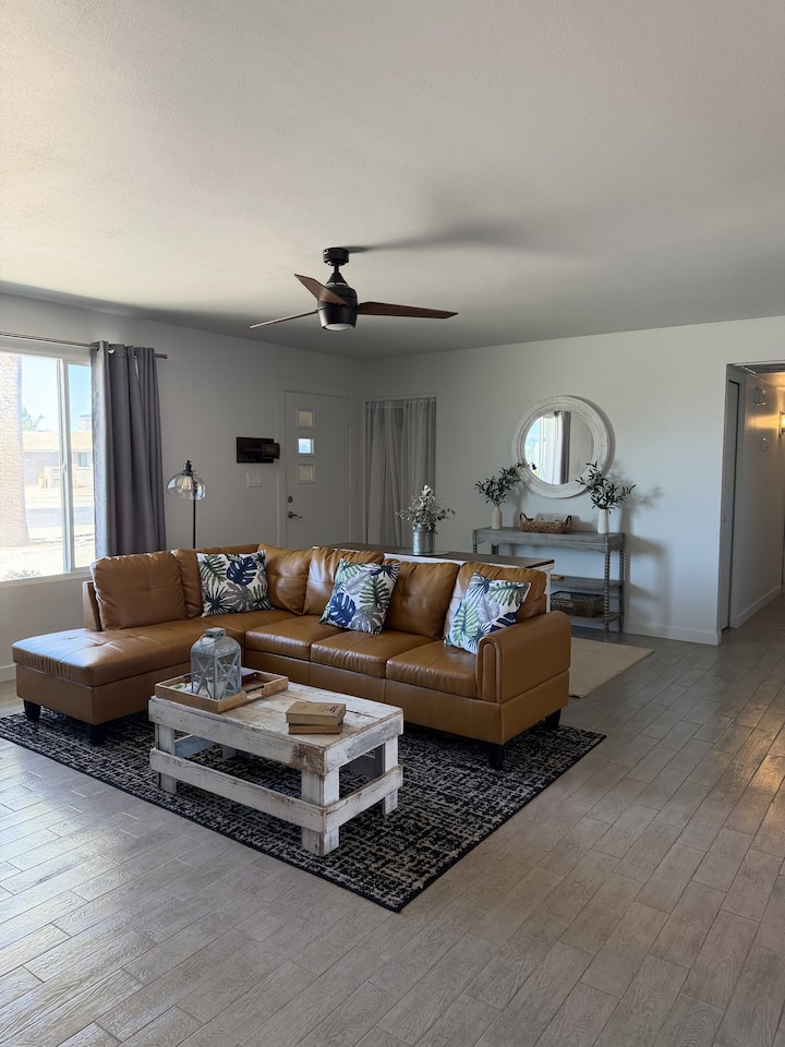 Ellis Oasis - Tempe, AZ