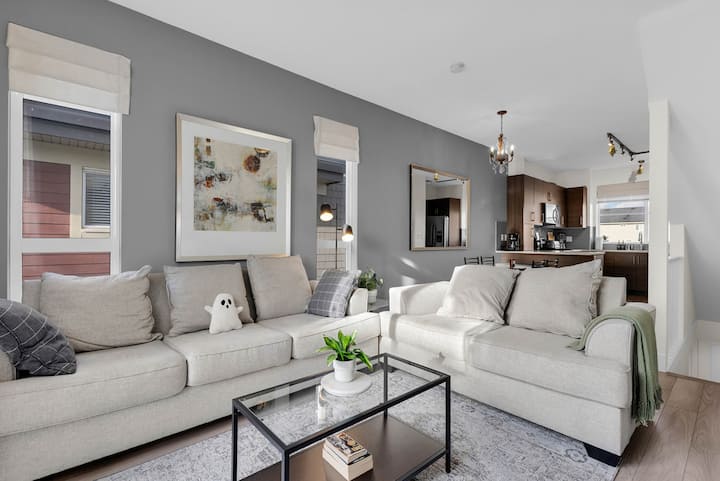 2br Townhome Near Langley, Office Space, Ac - Langley