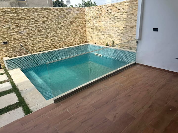 ÉTage De Villa Récemment Rénové Haut Standing - Tunis