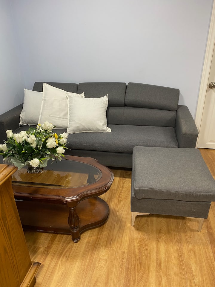 Comfy 2-bedroom Basement - Brampton
