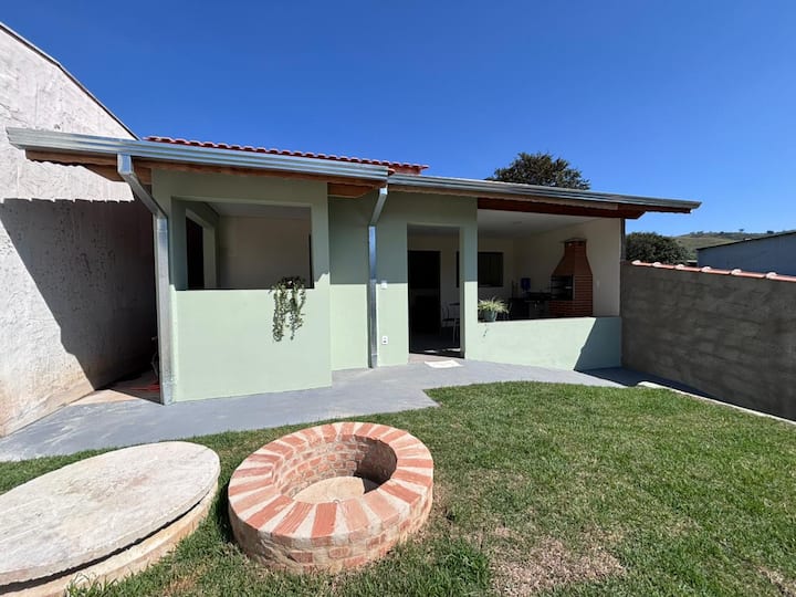Casa Nova Próxima Ao Centro Com áRea Gourmet - Socorro