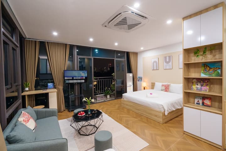 Penthouse - Panorama - Balcony - Central West Lake - Chine