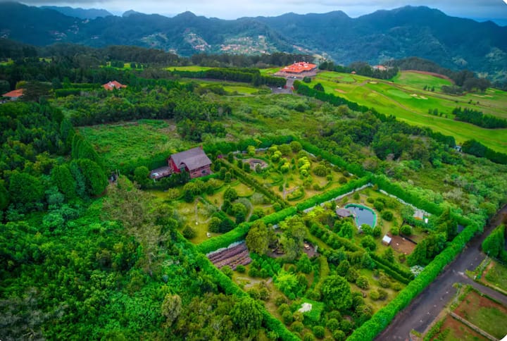 Oceanview Golf & Garden Retreat - Madeira