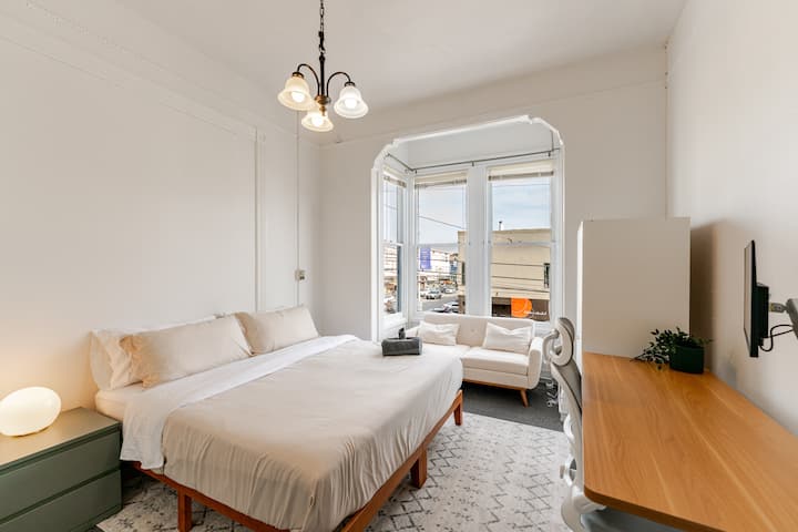 Renovated 6br House W/ Laundry | Inner Richmond Sf - San Francisco, CA
