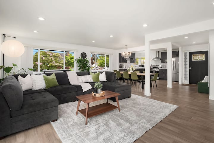 Remodelled Spacious House W/ev Charger, Ac & Near - Seattle, WA