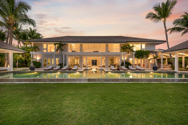 Grand Oceanfront Golf Villa, Heated Pool | 10br - Punta Cana