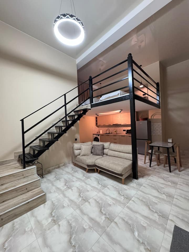 Modern And Cozy Loft Apartment. - Kutaisi