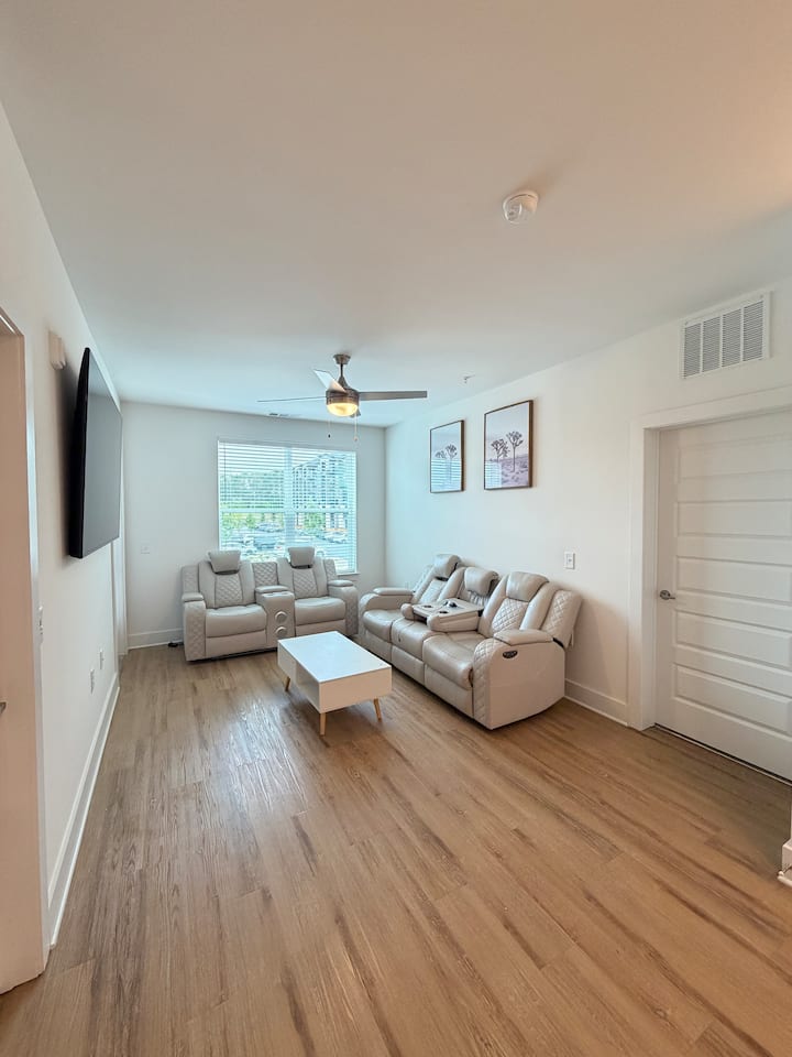 Modern 2br Apt | With Pool + Balcony | Duluth - Duluth, GA