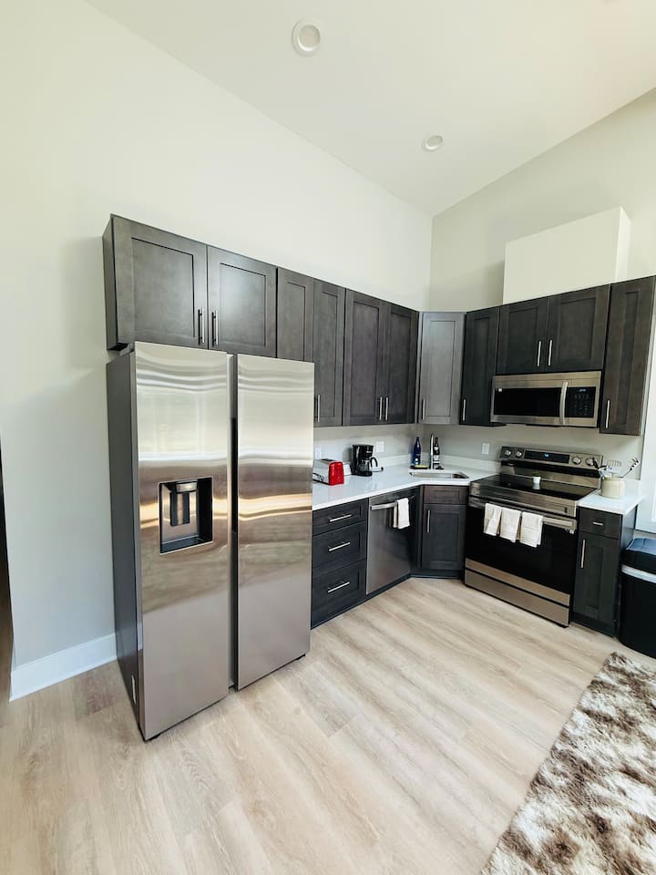 Fully Renovated Condo Near Nih And Walther Reed. 3 - Bethesda, MD
